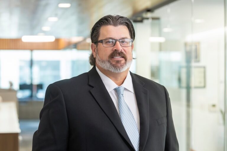 Terry Owens - huntmidwest.com